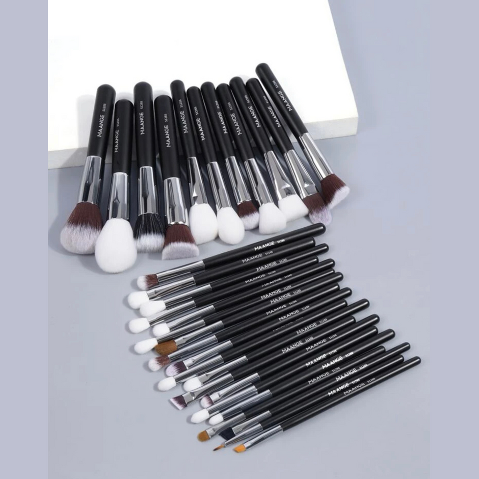 Set de Brochas – Issey-K Makeup